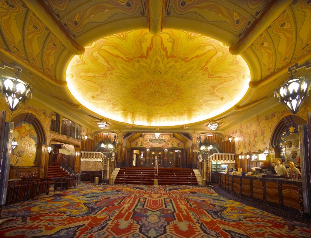Peek BV – Tuschinski Amsterdam